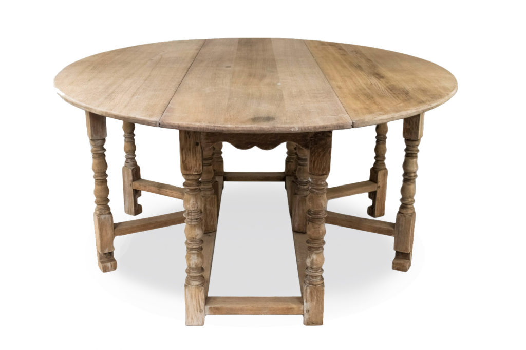 English oak gateleg table with eight legs, circa 1900